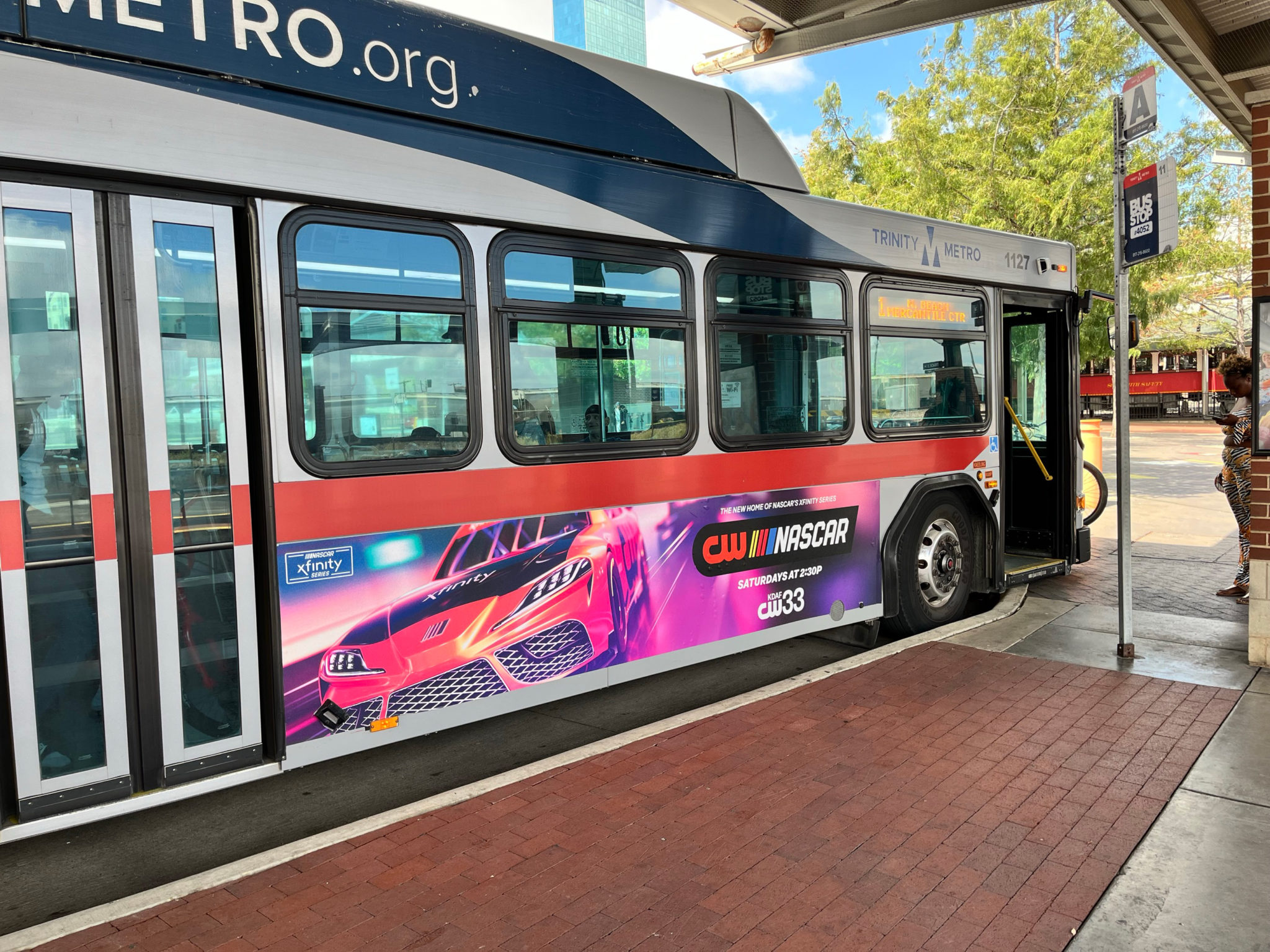 Television is Dying, Transit Advertising is Thriving - Adsposure